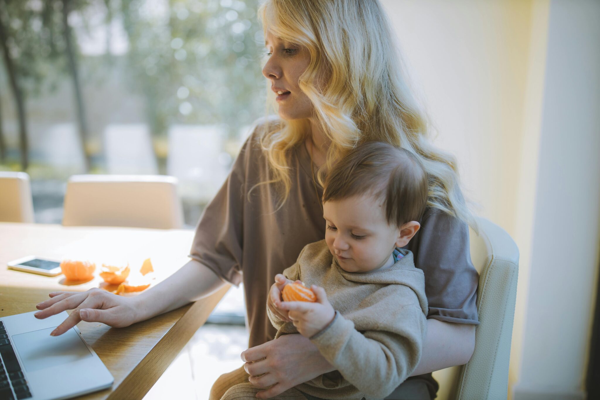 15 sneaky ways you are being distracted without realising! – Sanityfly